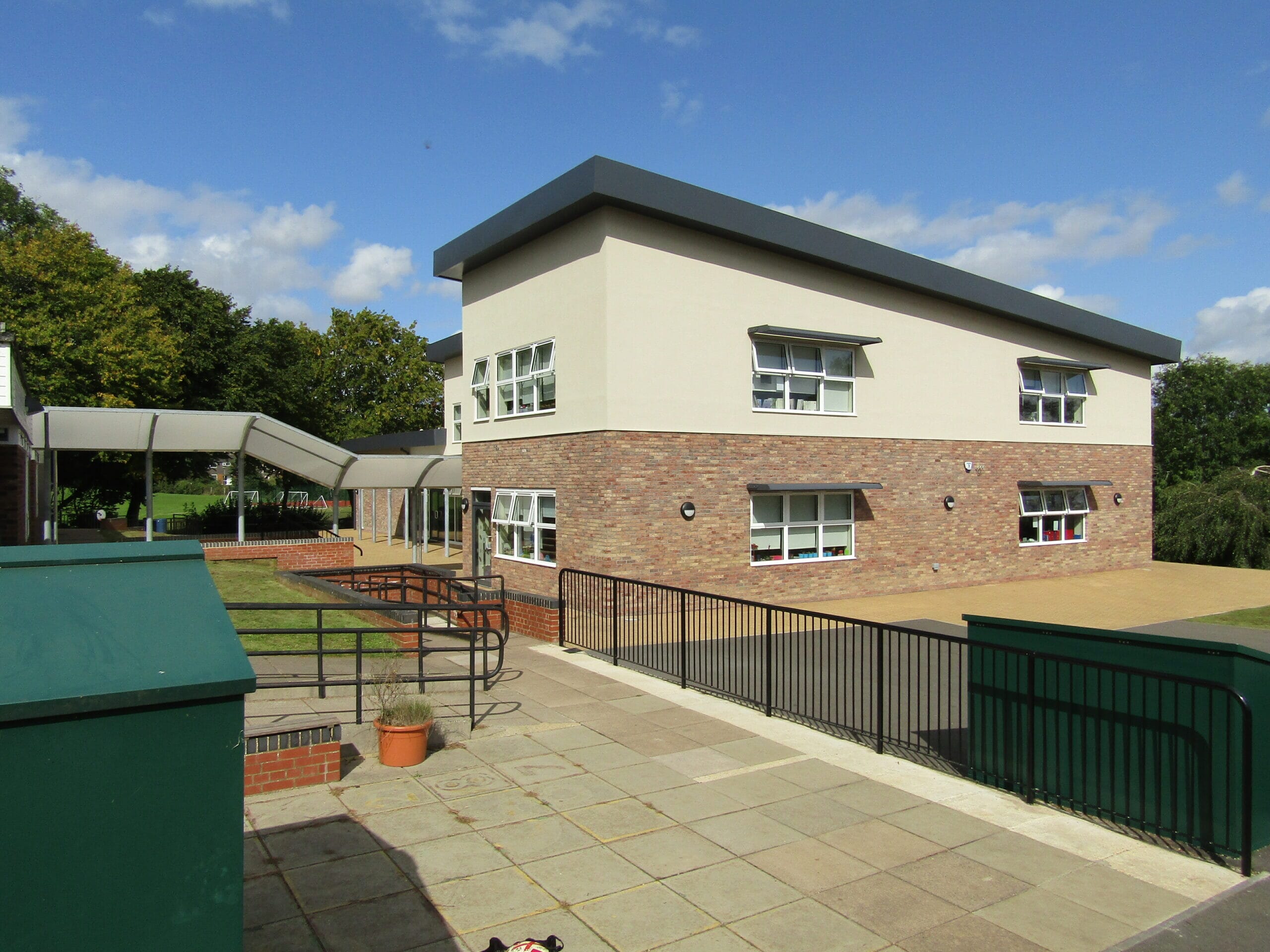 Hill View Primary School, Banbury | 3d Aluminium